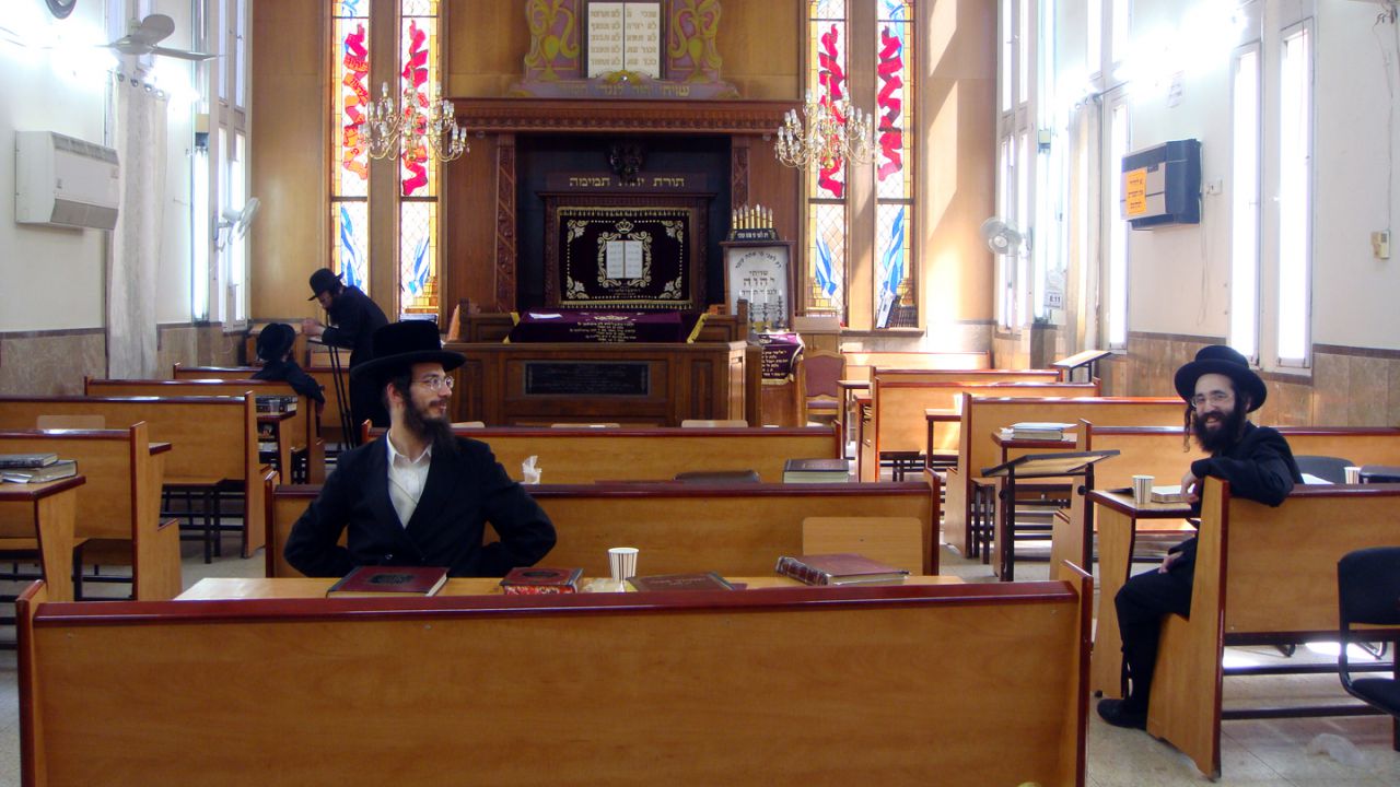 Yeshua and the Lives of First Century Jewish Believers | Messianic Bible