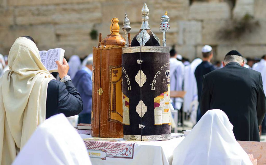 Messianic Bible - Reaching Israel and the Nations for Yeshua